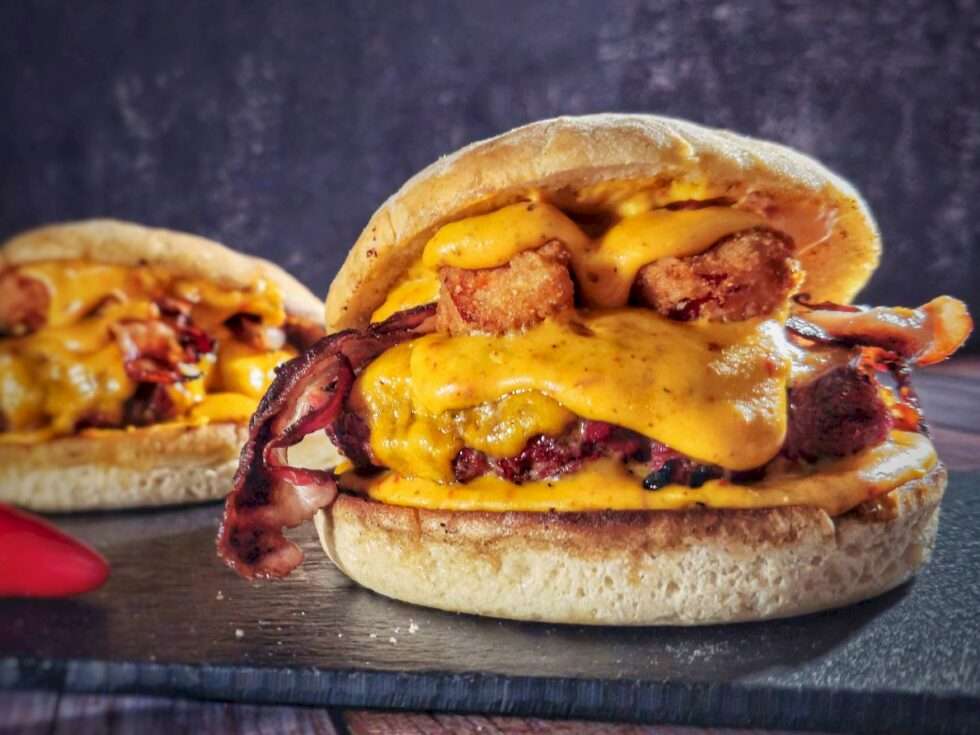 Chili-Cheeseburger - Bergfest BBQ - Rezepte, Shop und Grill-Ratgeber